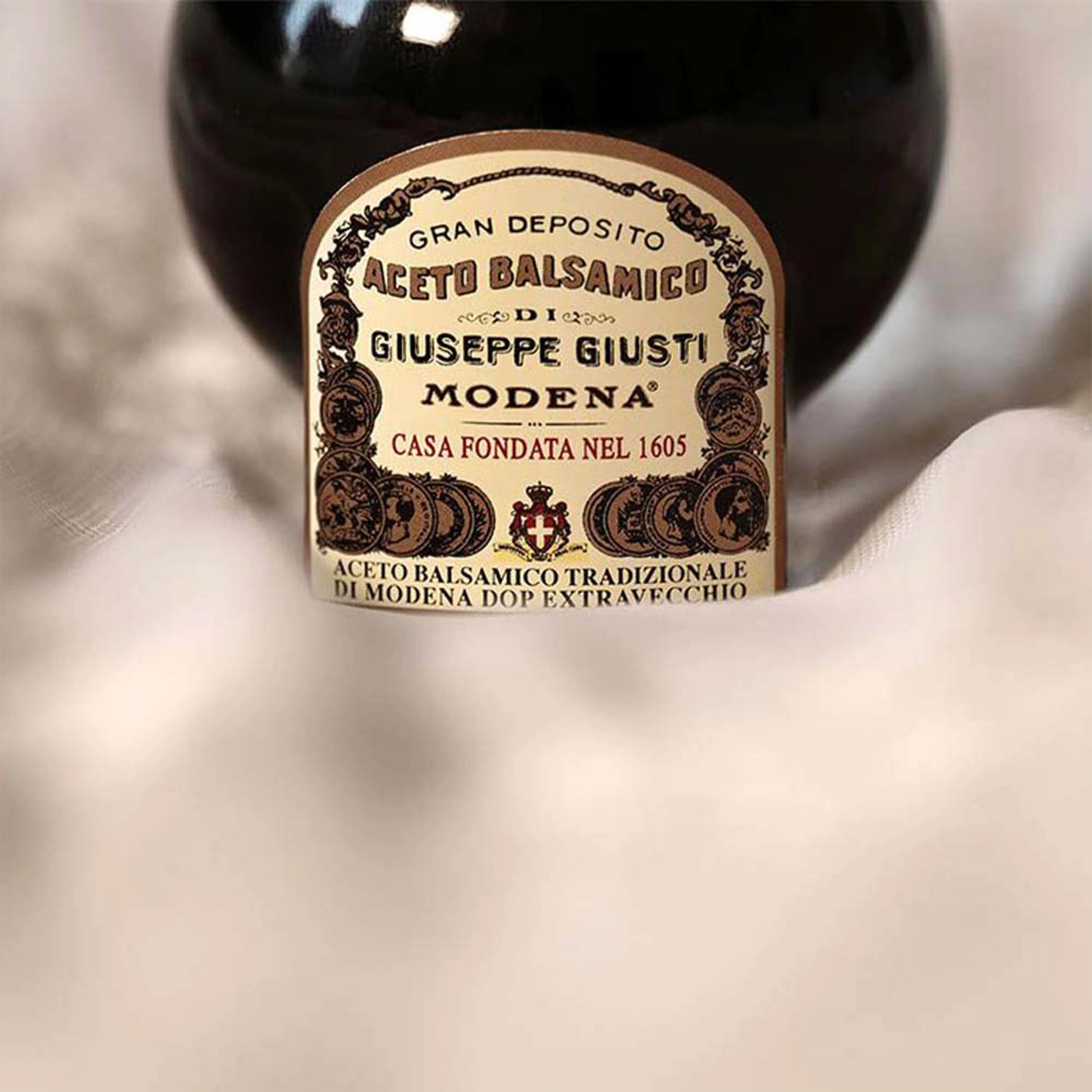 Aged Balsamic Vinegar 25 Year | Giuseppe Giusti Modena